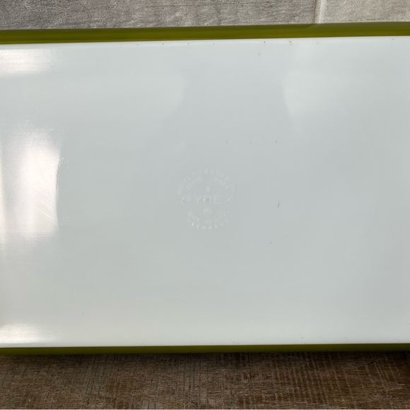 Pyrex | Kitchen | Vintage Pyrex Lasagna Pan Baking Dish 933 Verde 35x9 ...